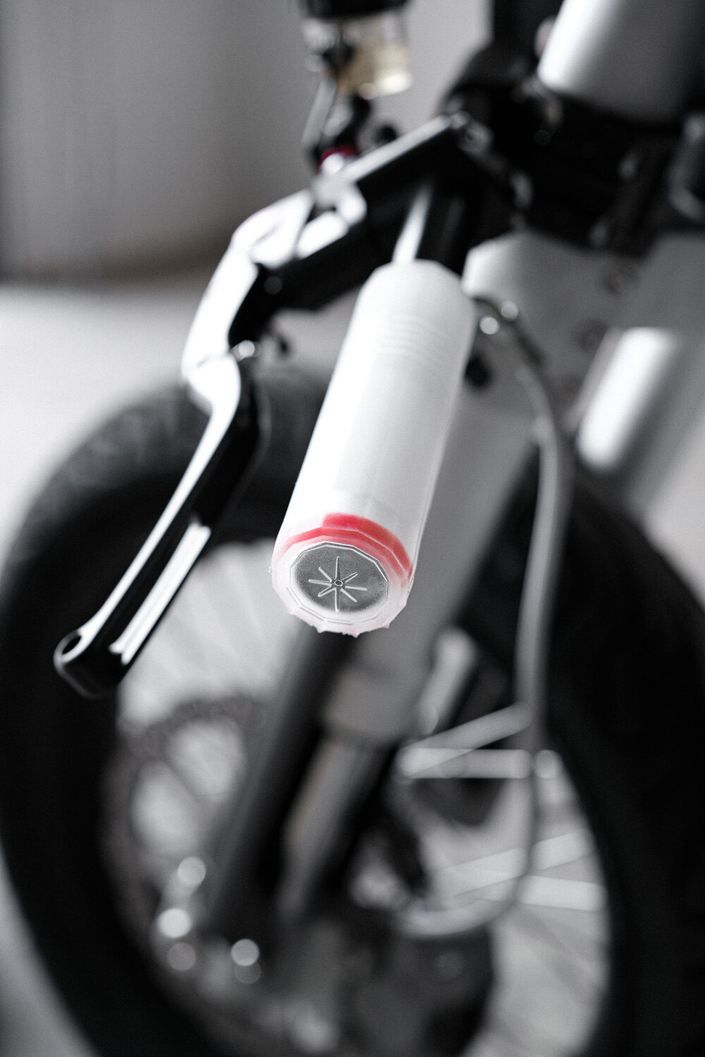 hookie’s electric, sci-fi motorcycle silver ANT is made specifically ...