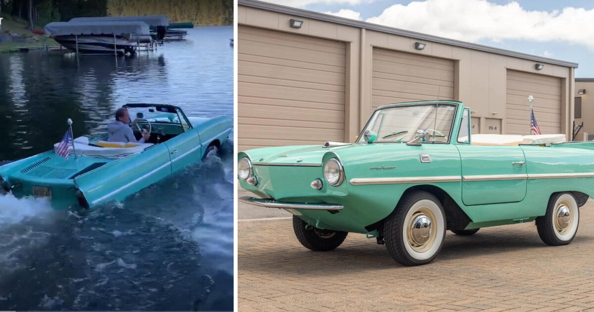 1964 amphicar model 770 has two propellers to drive on water