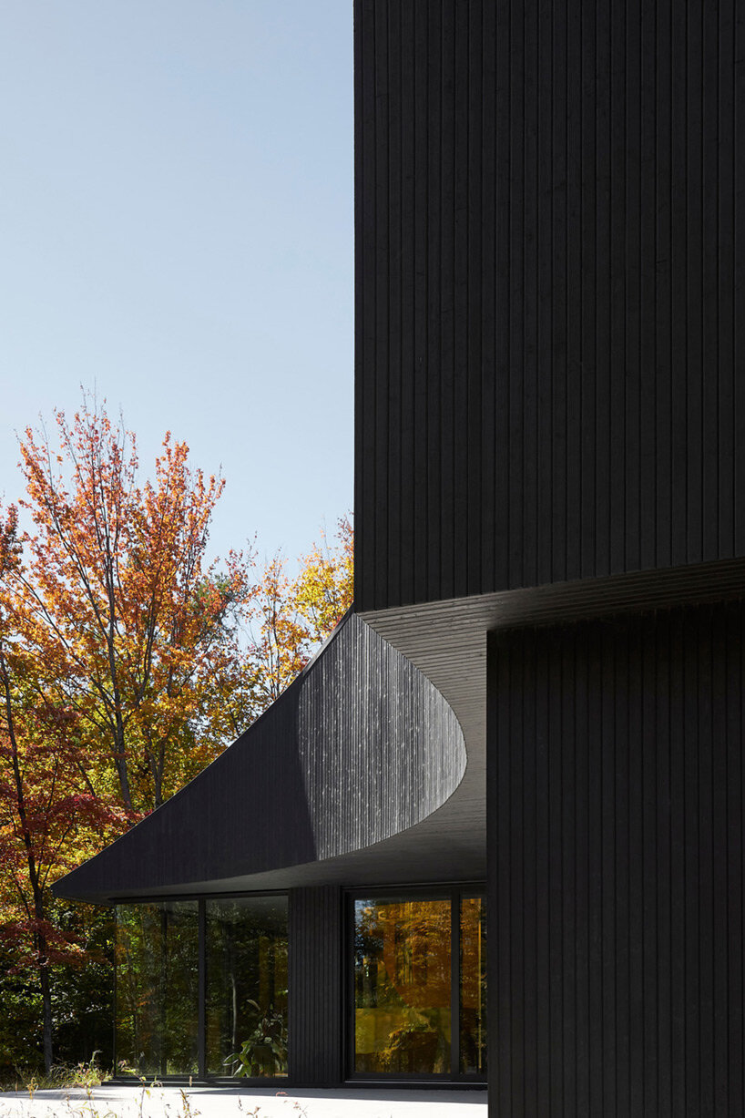 jean verville's eclectic MEV cabin draws from the memphis style