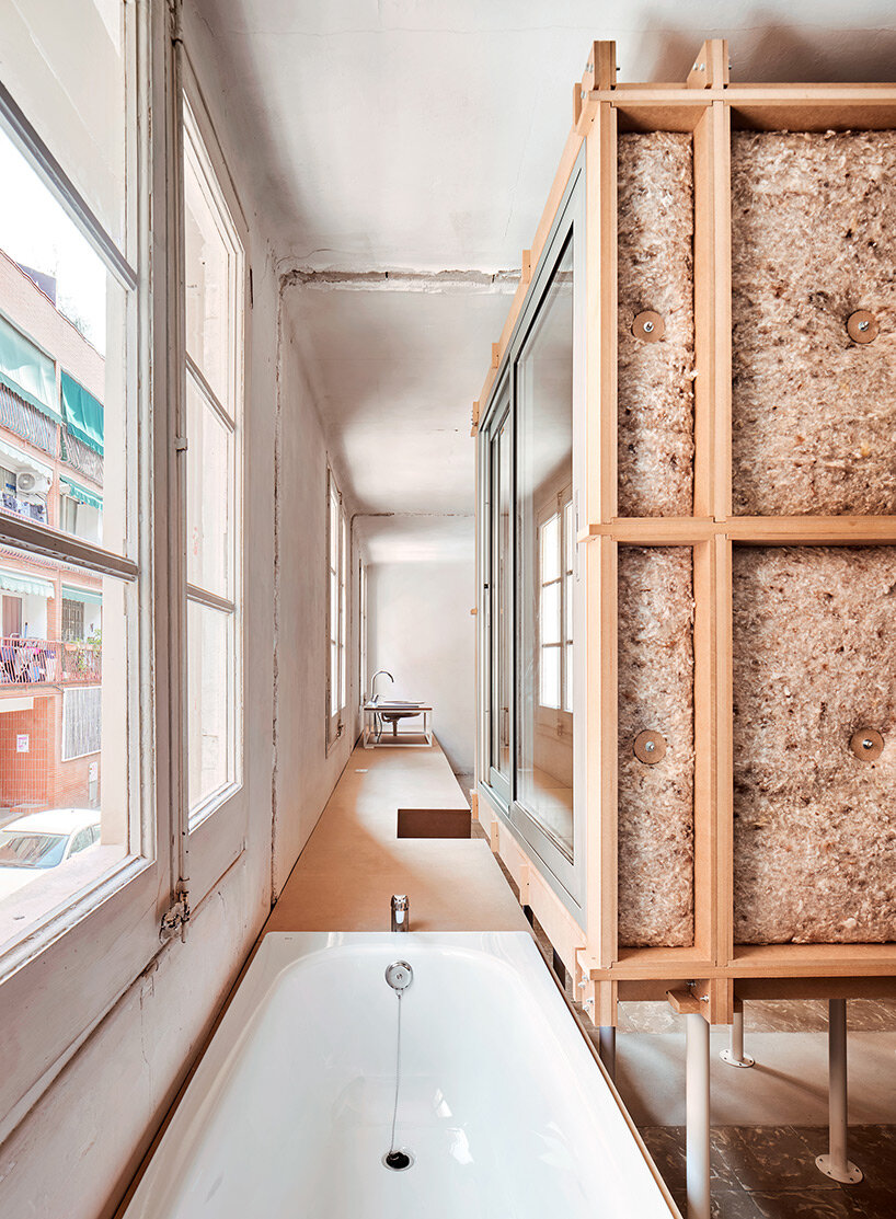 TAKK exposes old partitions + electrical installations in energy ...