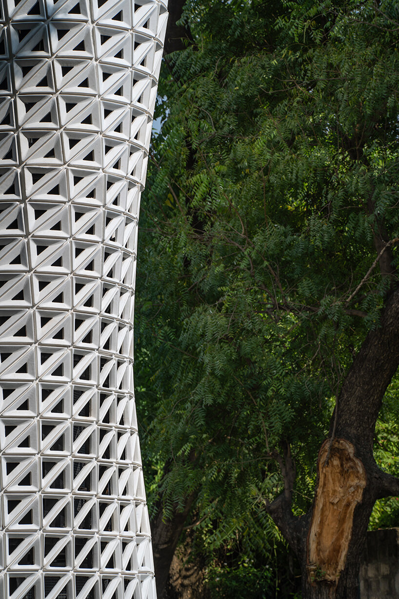 VERTO: a multidirectional air purification tower in new delhi