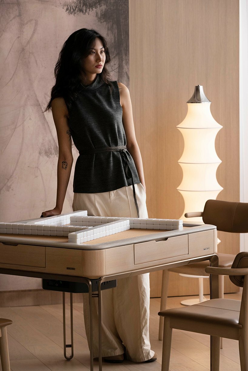 li tian's chinese mahjong table fuses culture and modern technology