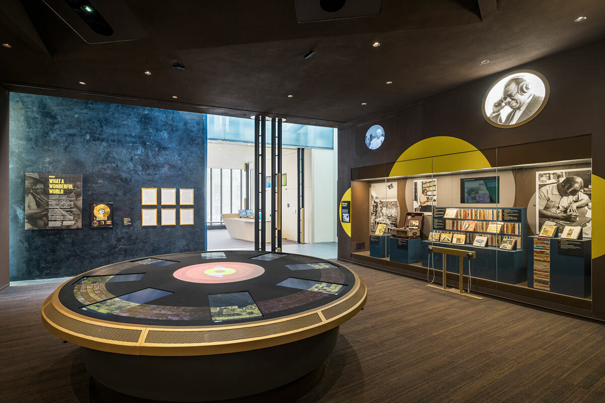 louis armstrong center opens in queens as a tribute to the jazz icon