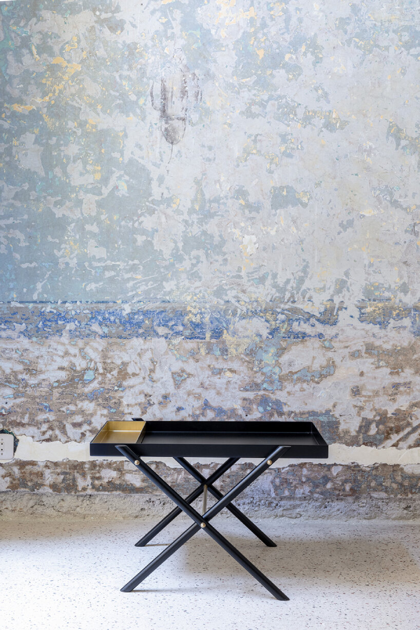 MAS Design crafts marbled and lacquered furniture from onyx, iron and ...