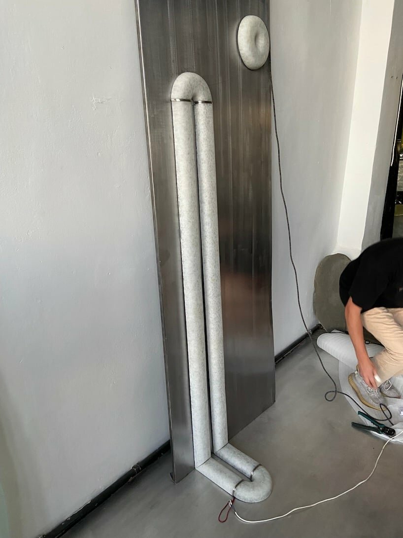 fresh.glass upcycles discarded glass chips into icy modular lamps