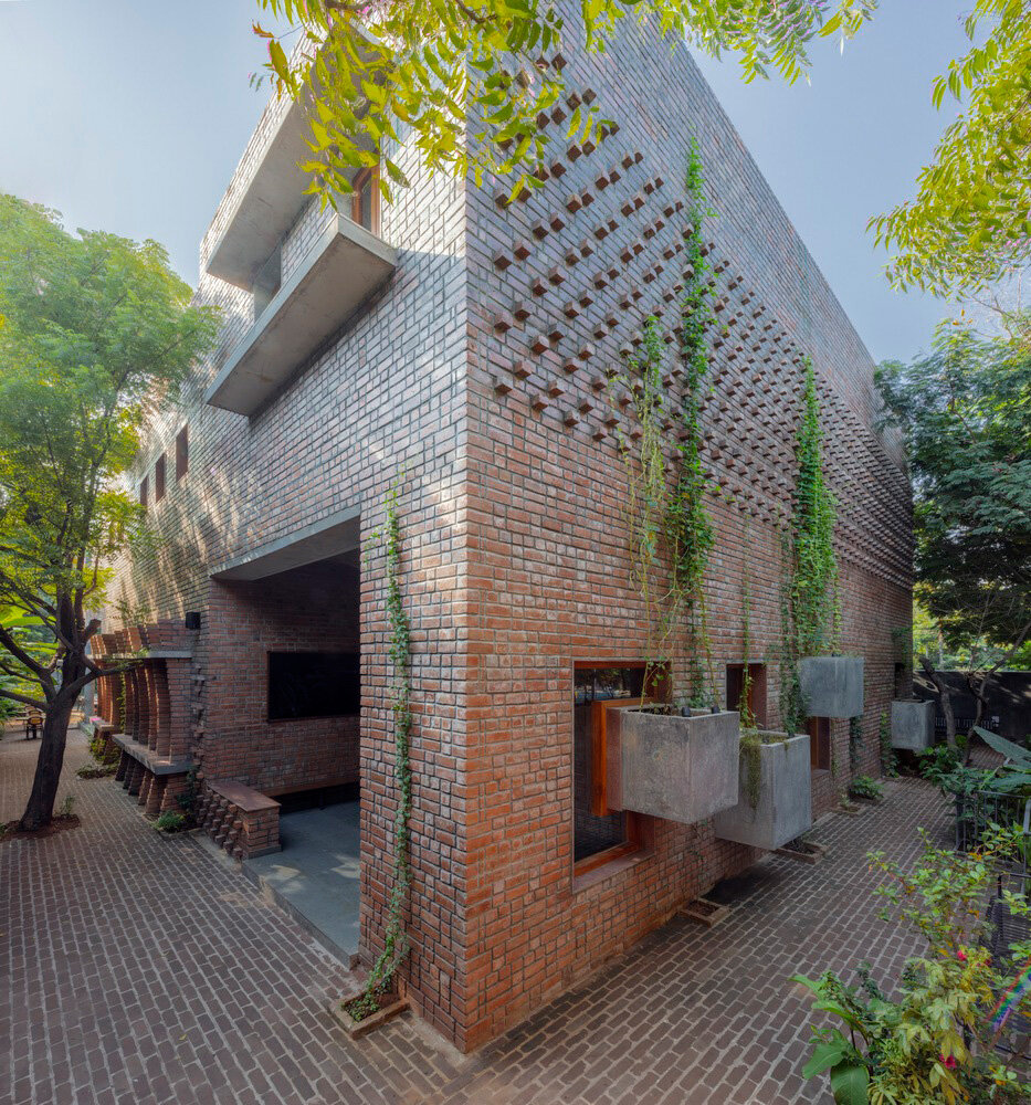 brick vaulted ceilings crown restaurant by sona reddy studio in india