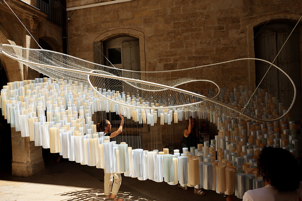 a thousand 3D printed pieces shape atelier DARN's RHUBARB sculpture