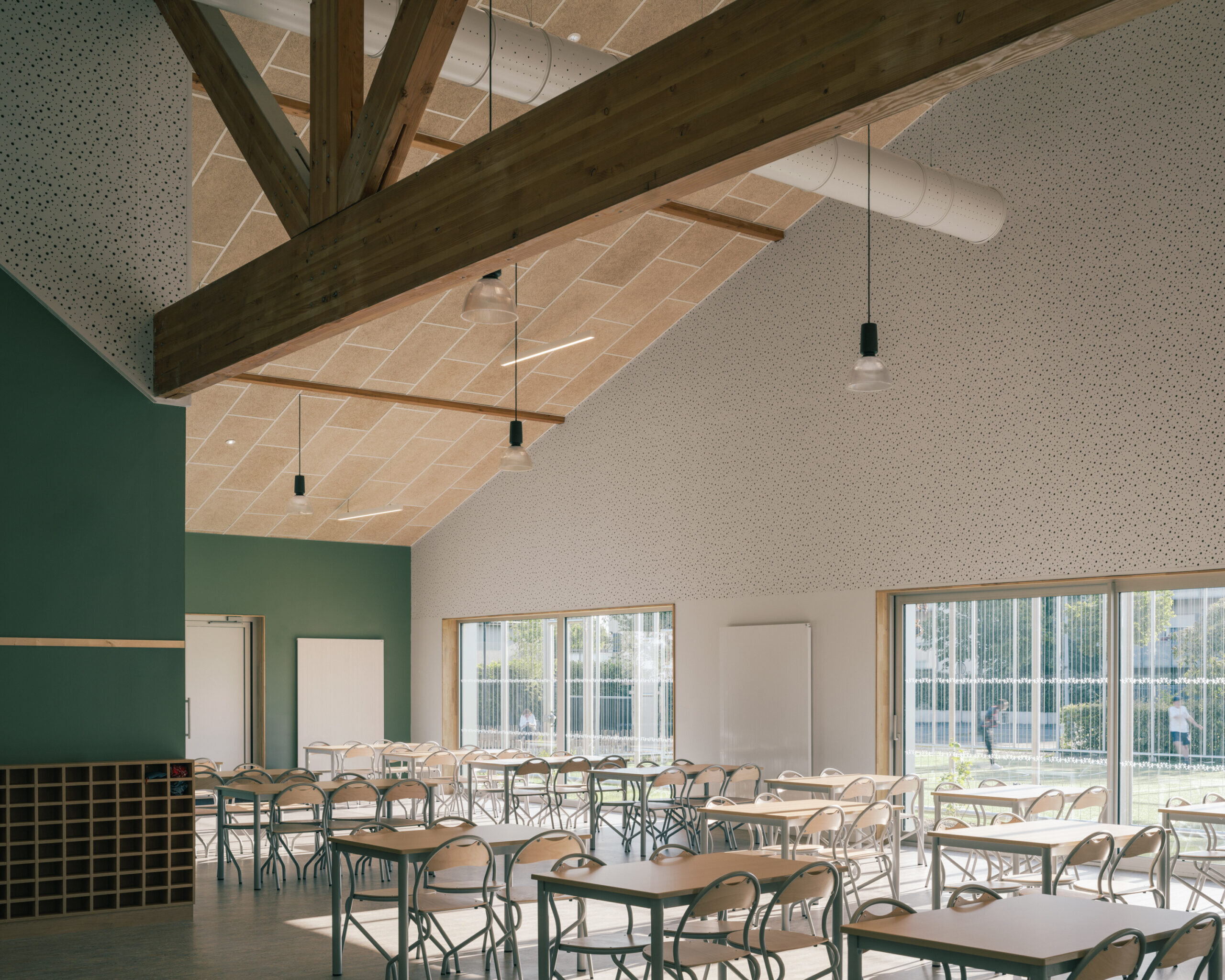 ALTA employs wood and straw for jean de la fontaine school's redesign
